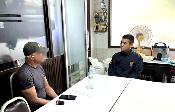 American teacher arrested in Suphan Buri for sexual abuse of a 13-year ...