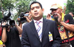 Former Democrat Party spokesman, top aide arrested in Bangkok over 100 ...